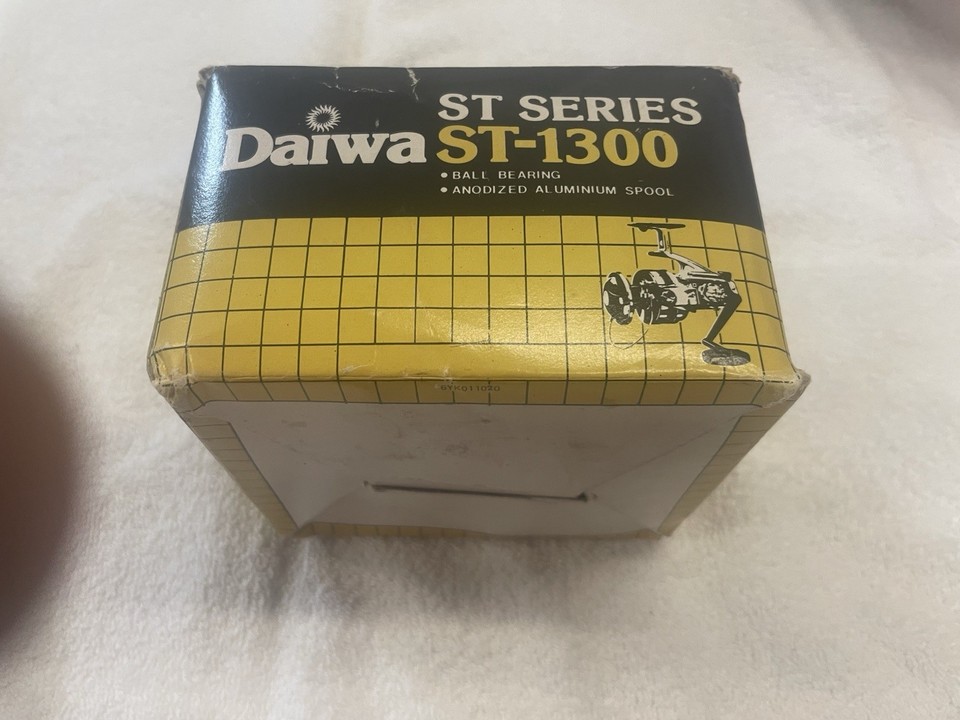 NOS Daiwa St-1300 Bando Spinning Fishing Reel “MADE IN Korea” perfect ...