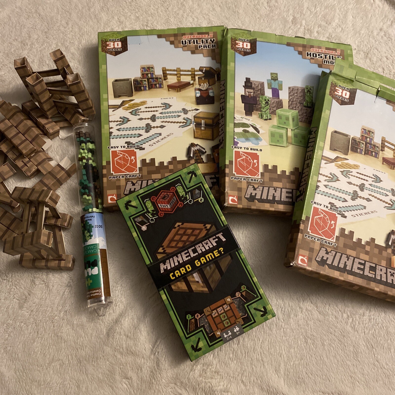 Minecraft Papercraft Bookshelf