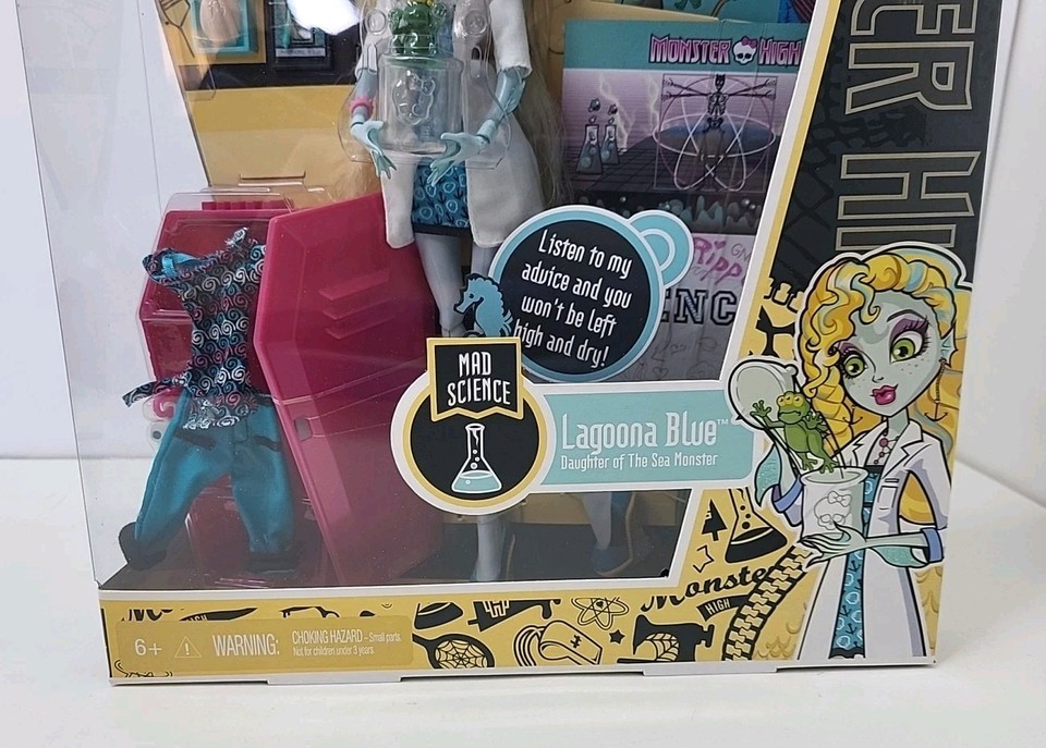 Monster High Lagoona Blue Mad Science Doll 2011 NIB 744115039929| eBay