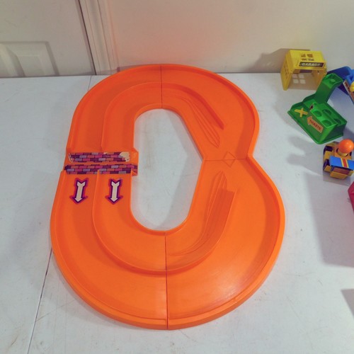 VTG Mattel Putt Putt Speedway Race Track 1974 Near Complete Weebles ...