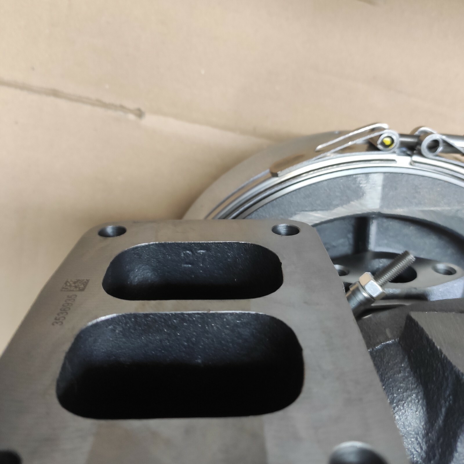 Brand New with box Turbocharger Turbo HOLSET HX60 T6 27cm twin scroll ...