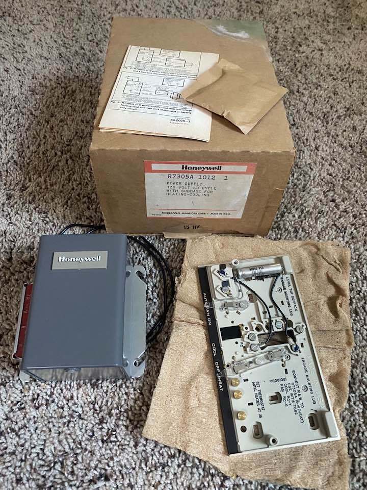Honeywell R7305A-1012 1 Power Supply 120V 60HZ with Subbase for Heating ...