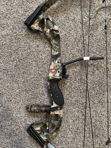 PSE Stinger Bow with Stabilizer | eBay