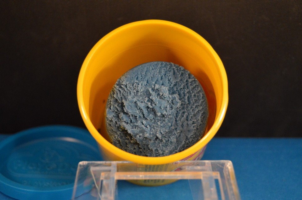PLAY-DOH MODELING COMPOUND 1992 95% Full Blue CAN Vintage Playskool ...