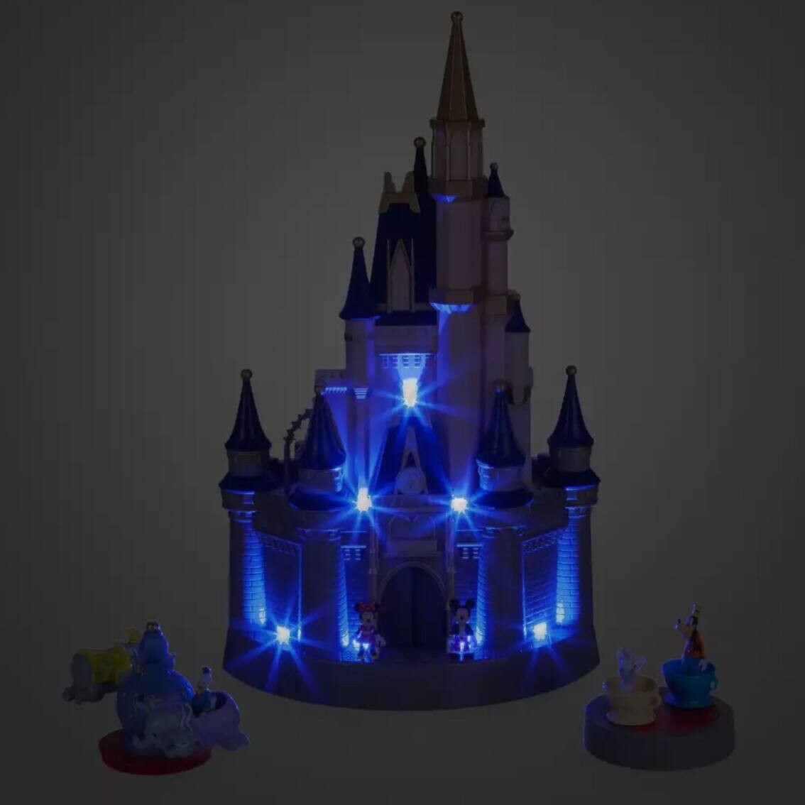 Disney World Castle Lit Up 10,005 Disney Castle Stock Photos Free