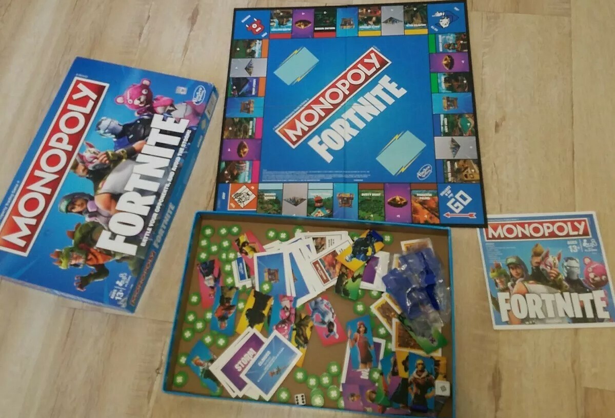 Fortnite Monopoly In Store Hasbro Monopoly: Fortnite Edition Board Game ...