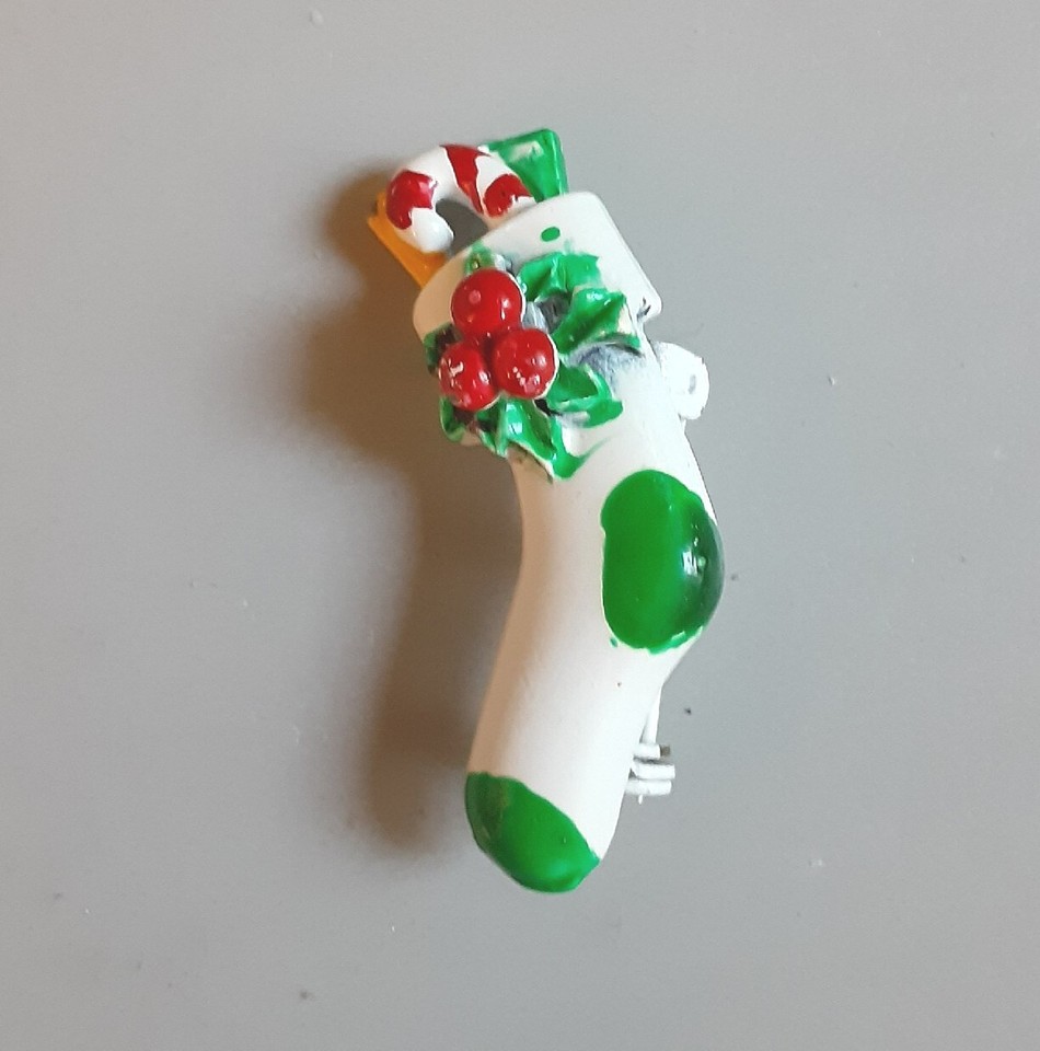 Vintage Christmas Stocking Brooch Pin | eBay