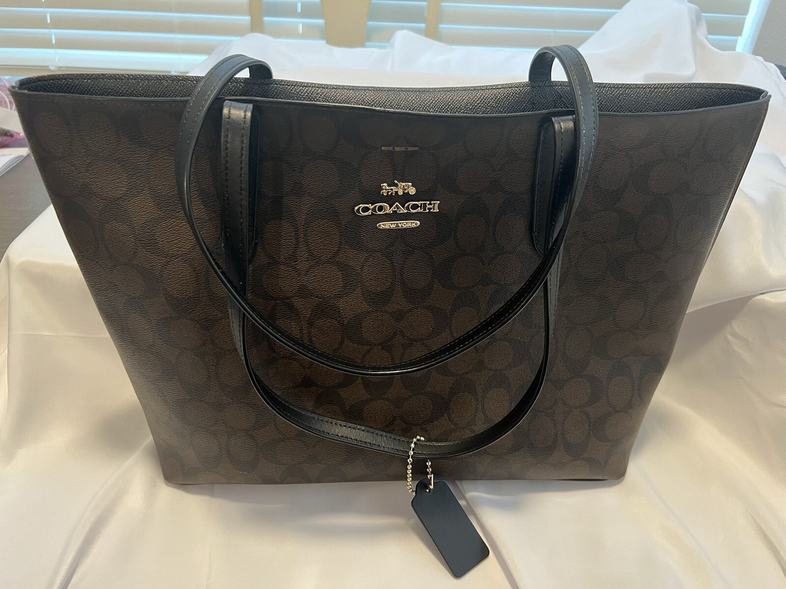 Coach City Tote In Signature Canvas - Black/ Brown (5… - Gem