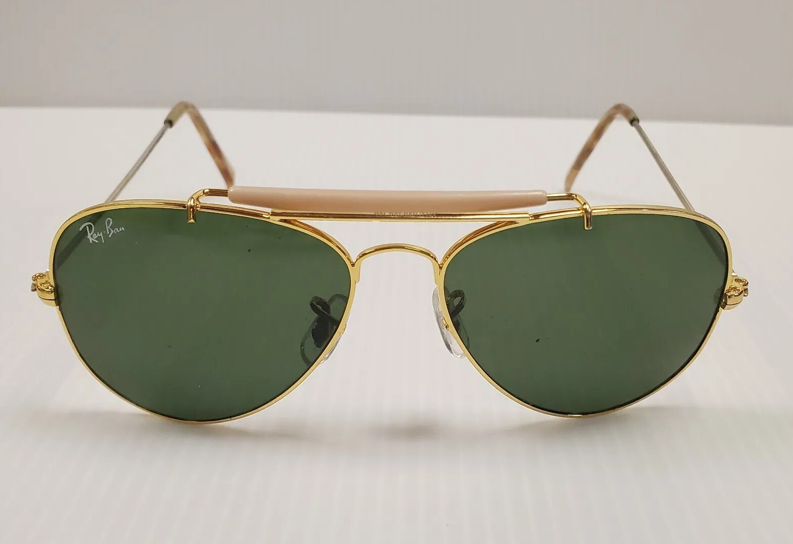 Ray-Ban Aviator B&L Classic Gold Colored Frame Sunglasses Preowned Nice ...