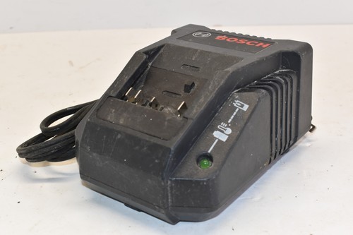 Bosch BC660 18 Volt Lithium-Ionen Akku Ladegerät - Schwarz 346455205 ...