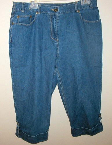 RUBY RD. - SIDE ELASTIC WAIST - ZIPPER FRONT -BLUE DENIM STRETCH CAPRI ...