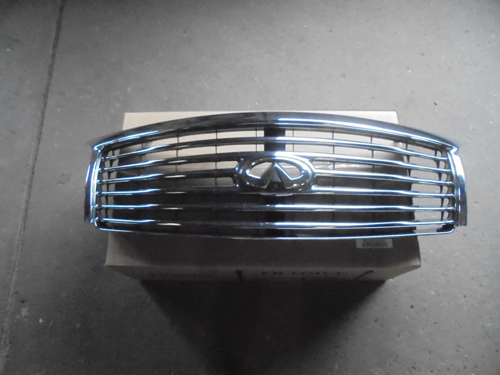 2012 Infinity QX56 4WD Grille with Camera | eBay