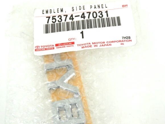 Genuine 2006-2009 Toyota Prius 1.5 Hybrid Badge Emblem Right Wing ...