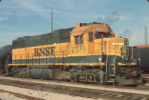 Original Slide- BNSF GP38-2 2379 ex-TPW/ATSF At Chicago, IL. 9/15 | eBay