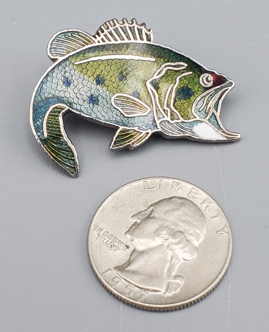 Vintage SWIB LARGEMOUTH SMALLMOUTH BASS FISH ENAMEL T… - Gem