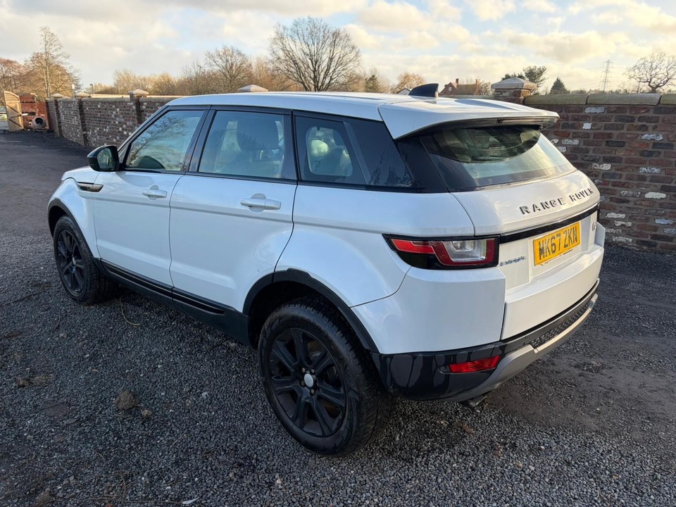 2017 67 RANGE ROVER EVOQUE SE-TECH ED4 | eBay UK