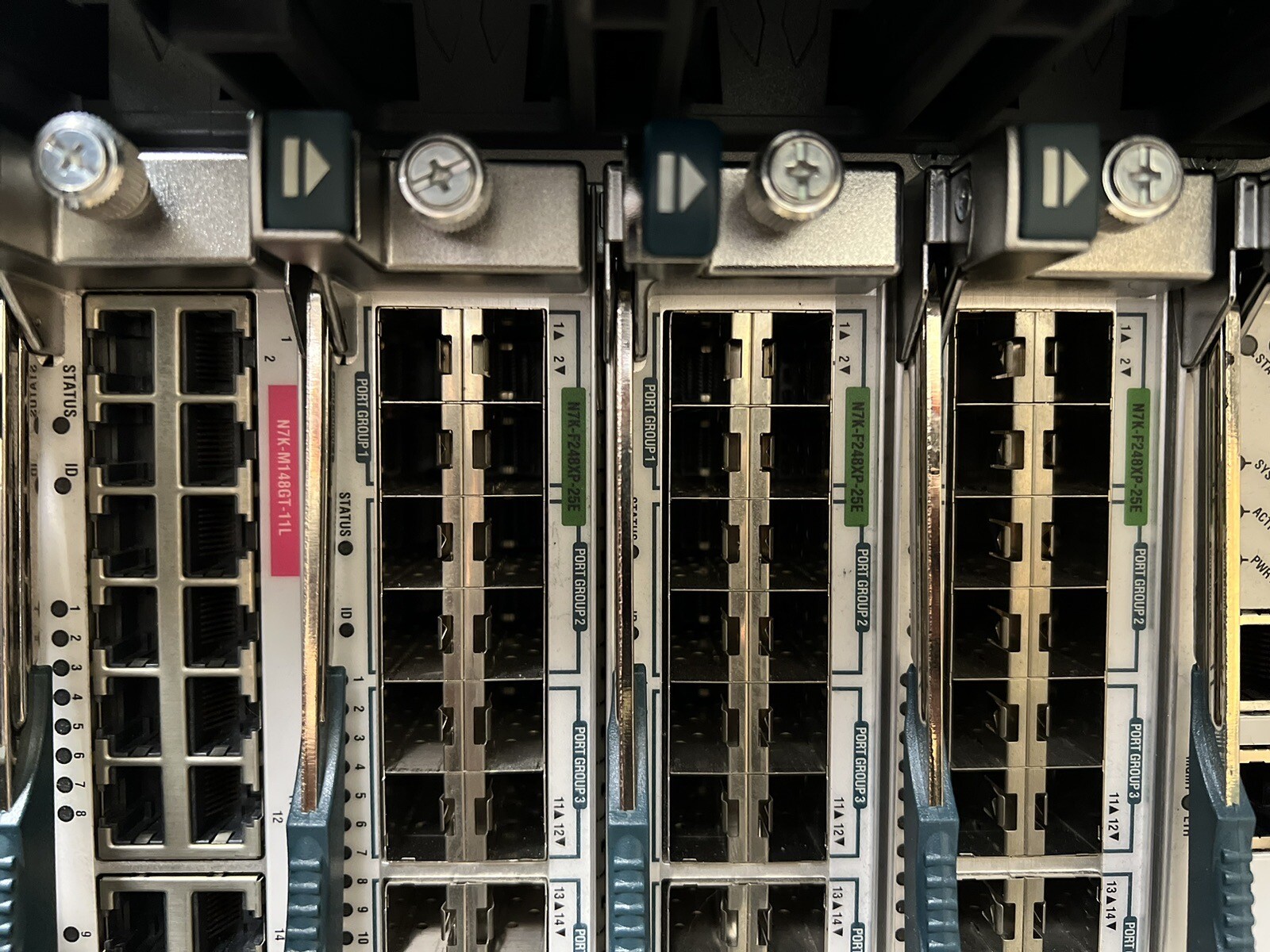 CISCO Nexus 7000 Series N7K-C7010, N7K-SUP2E, N7K-F248XP-25E, N7K ...