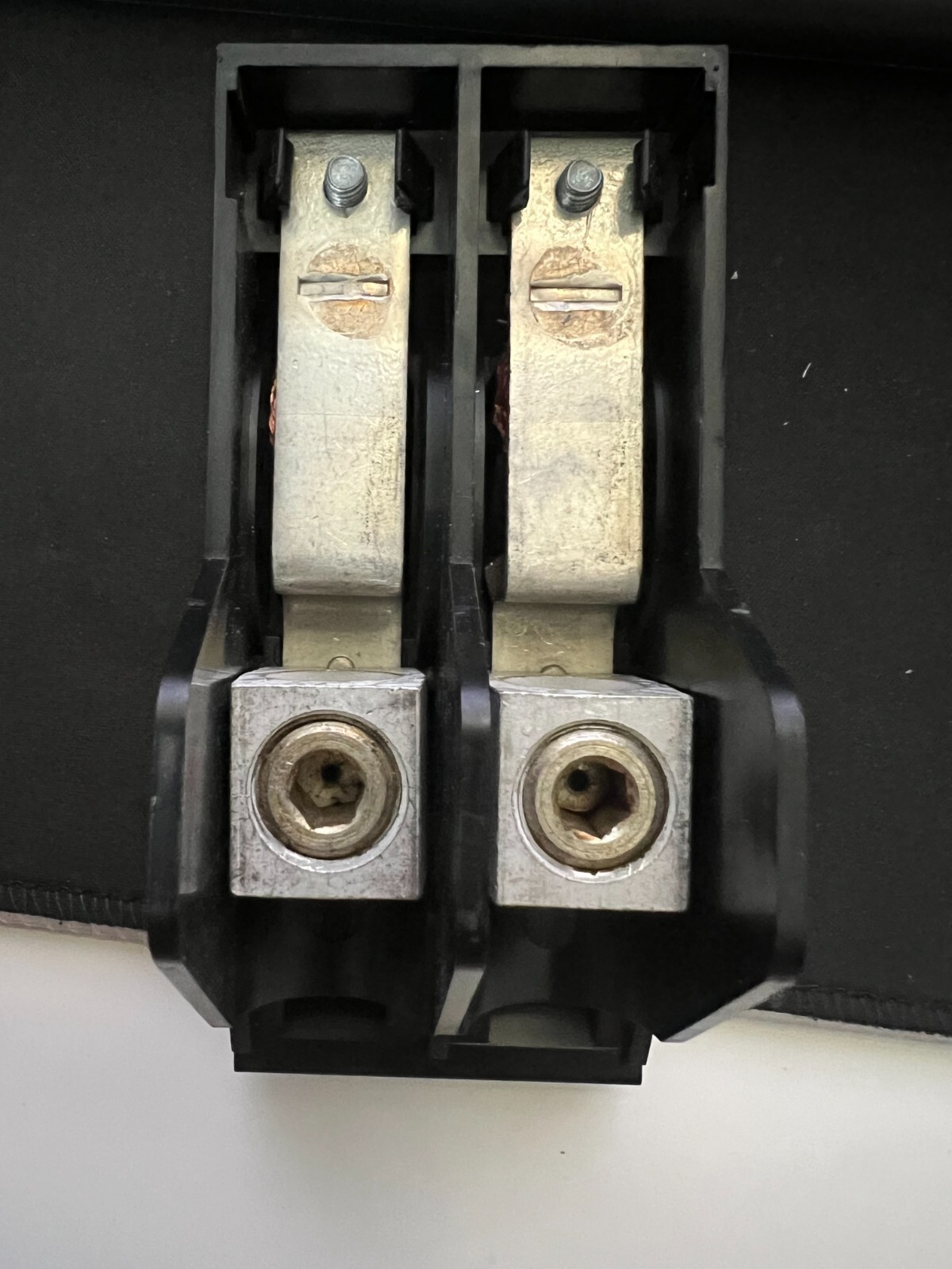 GE THLK2200 2 Pole 120/240V Feed-Thru Lug 1/0-3/0 AWG NEW No Box | eBay