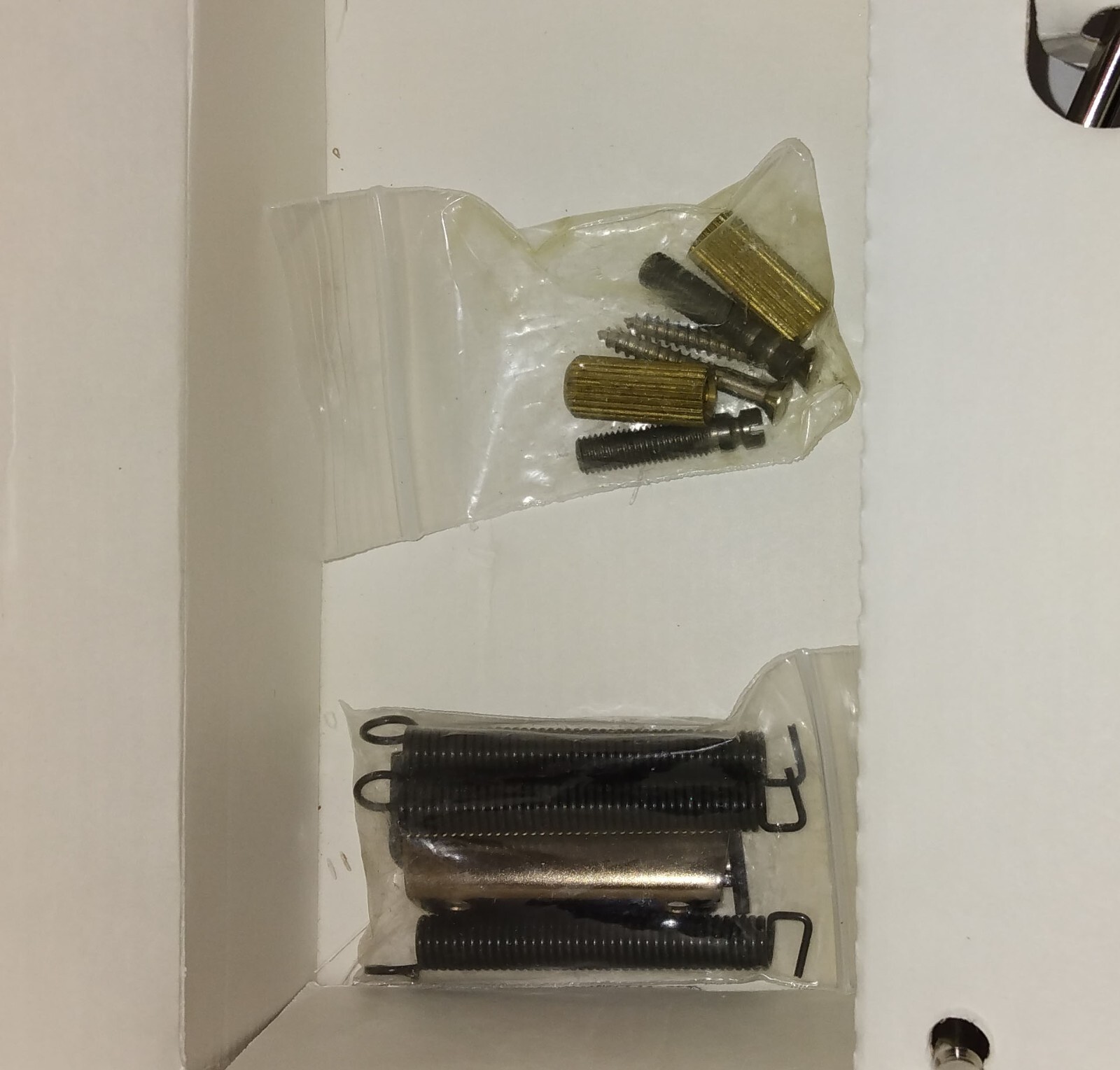 FENDER DELUXE LOCKING TREMOLO GUITAR BRIDGE - NIB - NOS | eBay