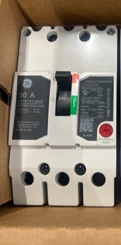 NIB - GE - TEYL3020B - Molded Case Circuit Breaker - 20A, 3-Phases ...