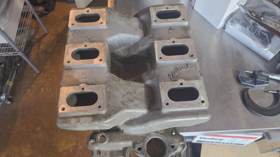 Edelbrock X1 6x2 Cross Ram Intake Manifold 6-2 BBL Carbs Small Block ...