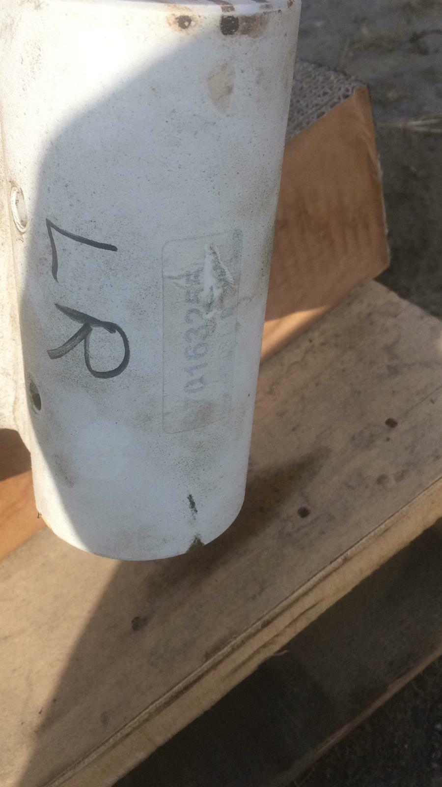 Altec Nueco HYDRAULIC CYLINDER OUTRIGGER Part Number 970163255 LF, RF ...