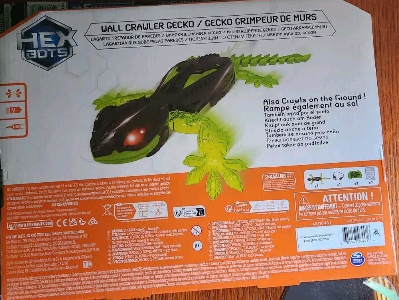 HEX BOTS Wallcrawler Gecko, Remote Control Robot Toy for Kids ...