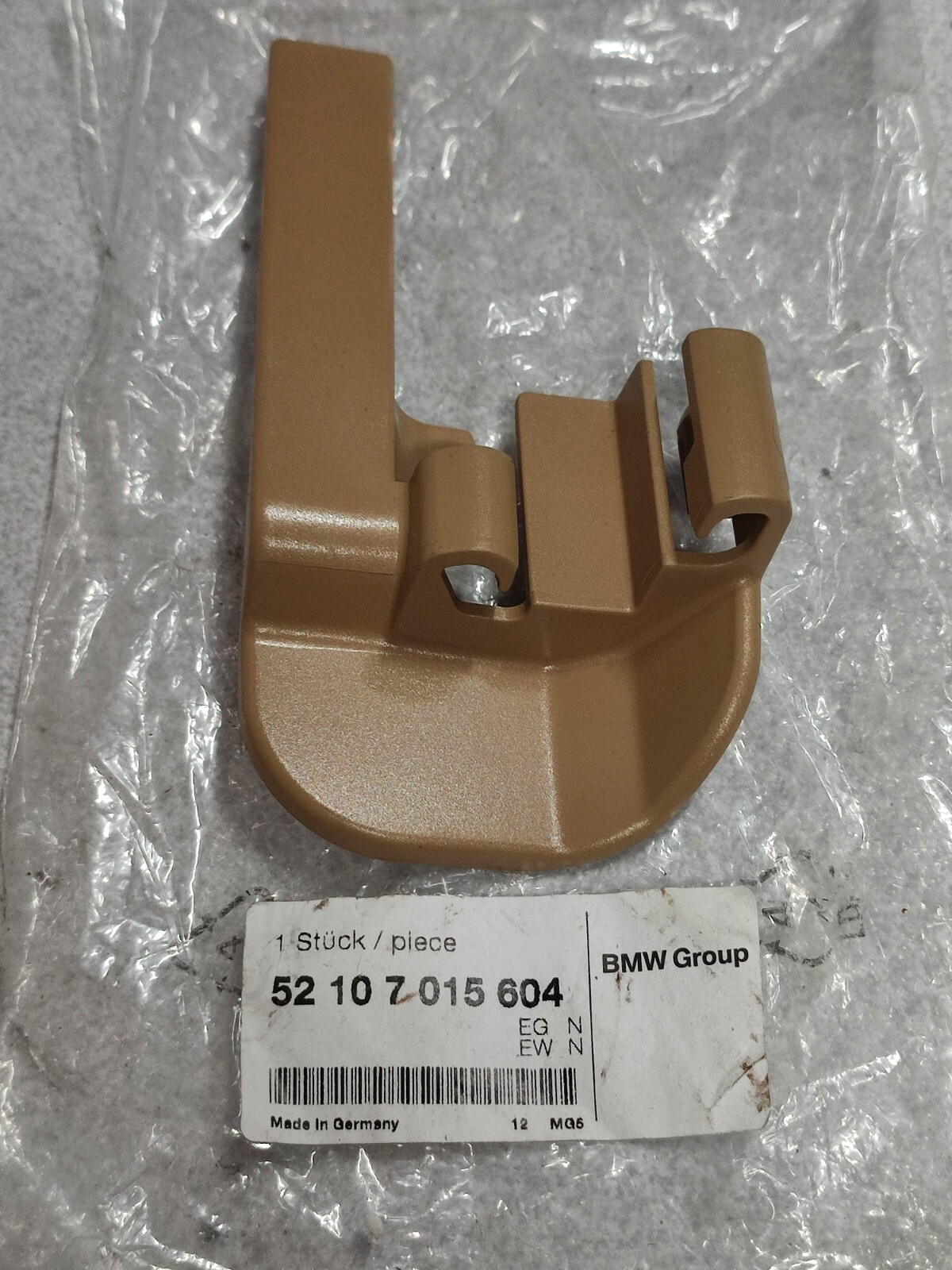 BMW OEM 03-08 760Li Seat Track-Track Cover Right 52107015604 for sale ...