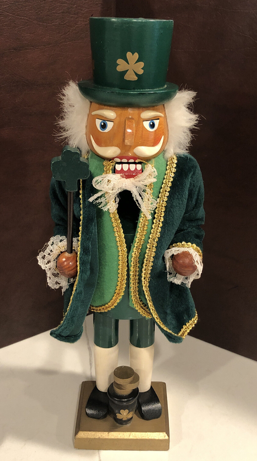St. Patrick's Irish Nutcracker 15" Vintage Wood Velvet Pot Of Gold ...