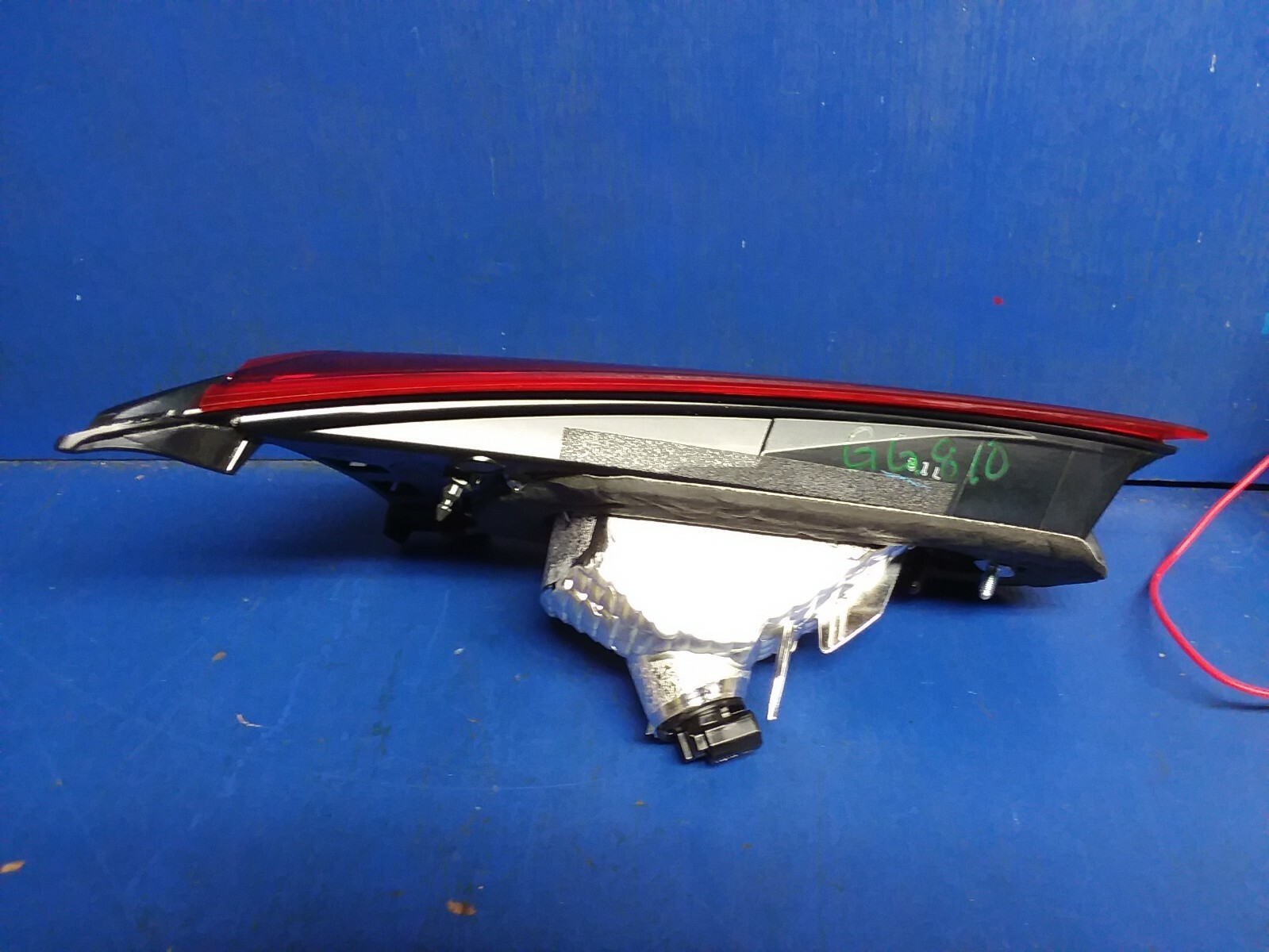 Genuine NEW Mazda 14-18 Mazda 3 reverse light OEM Right GG810 B45C-51 ...