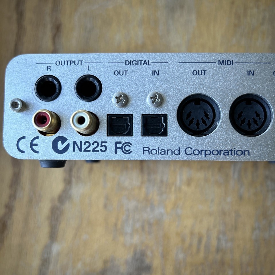 Roland Edirol UA-25 USB MIDI Interface Audio Capture 24bit 96kHz | eBay