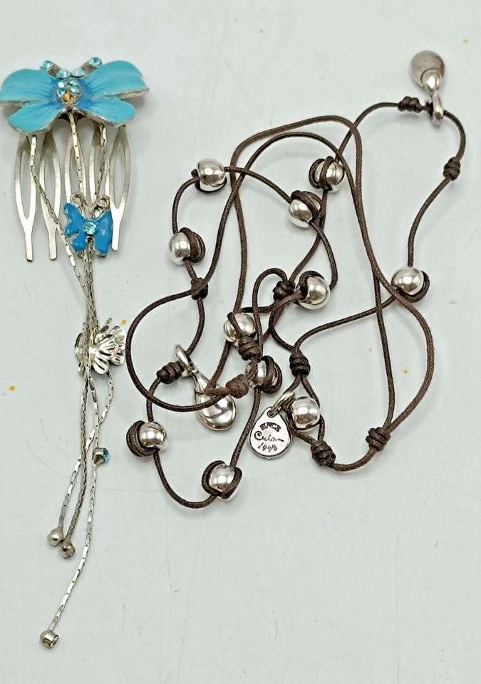 VINTAGE TIN BRIDGE BOX & CURIOS. CRAFT. JEWELLERY. BADGES. CANDLE ...