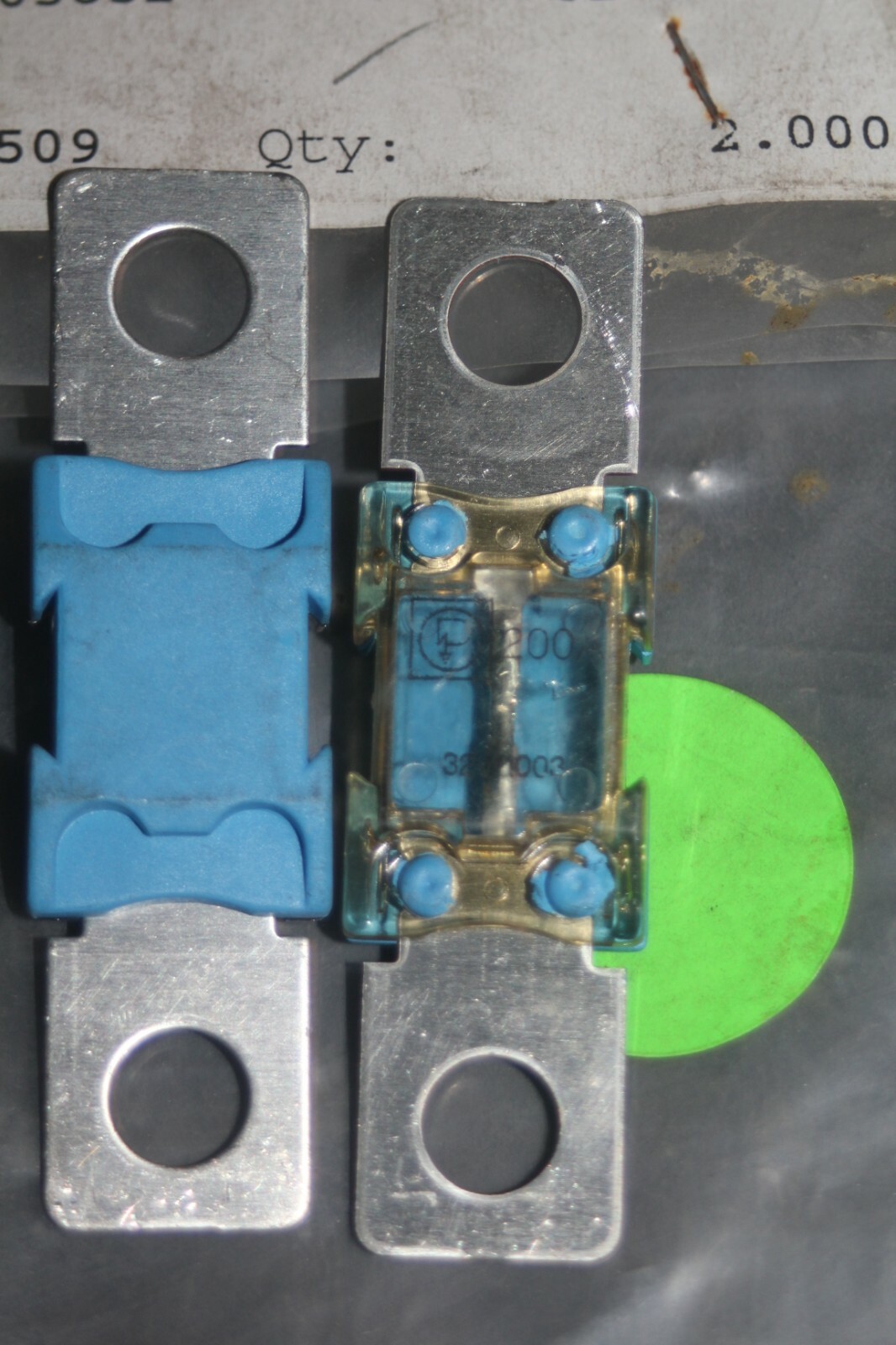 Liebherr Fuse 32V/0003 200A 6905852 2Pk | eBay