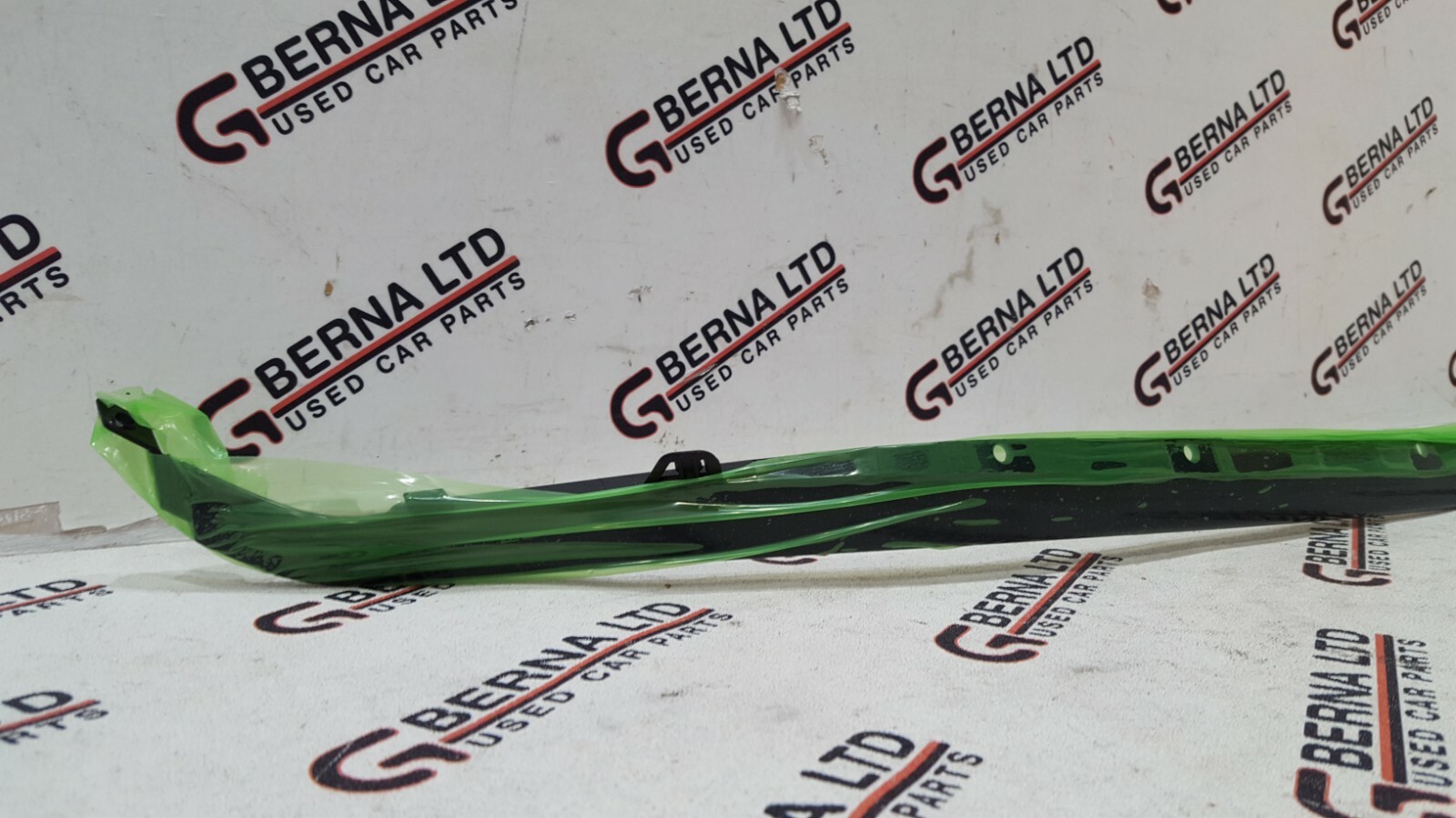 Genuine MERCEDES A-CLASS W176 AMG 15-2018 Front Bumper Trim Spoiler ...