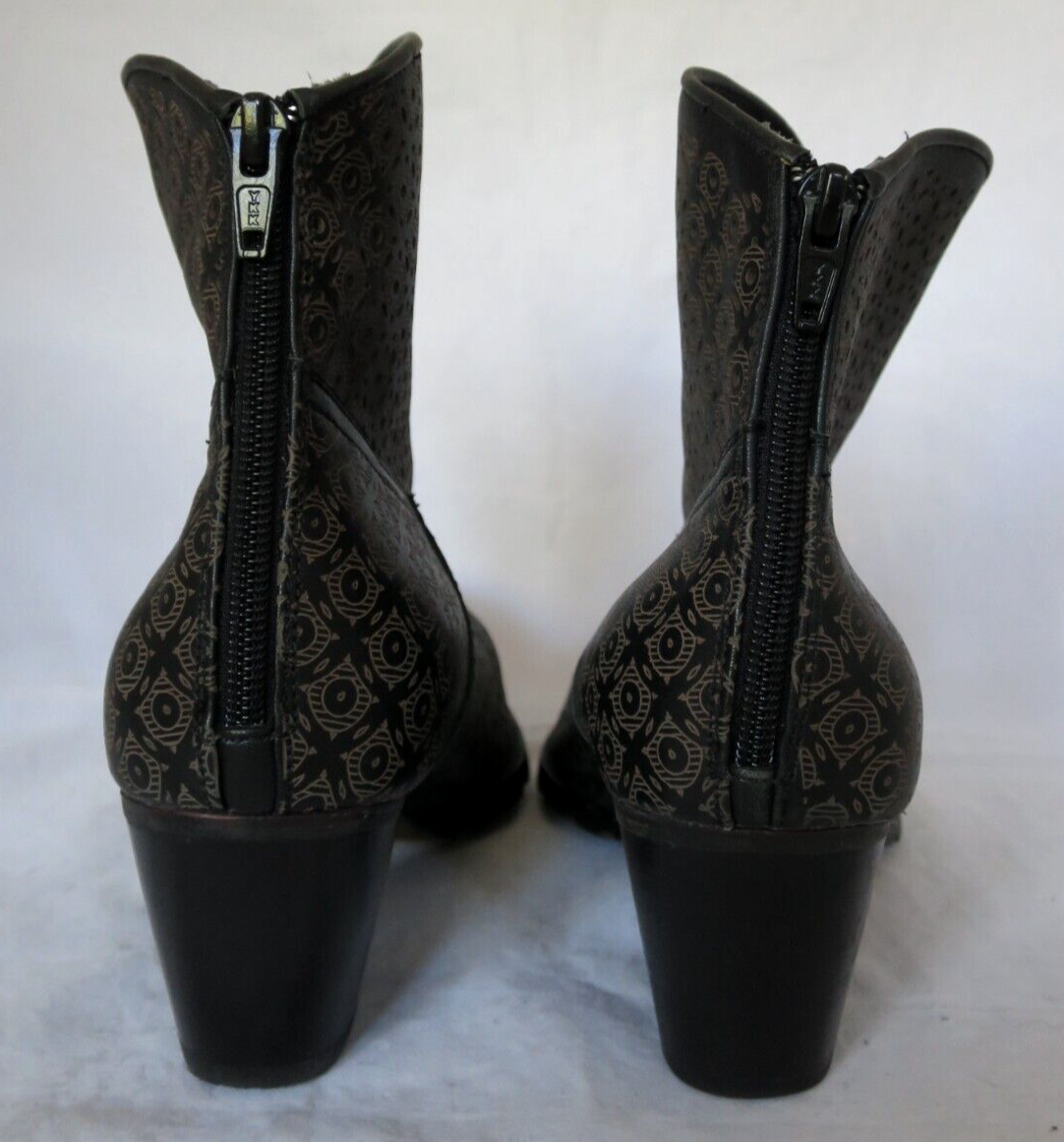 Artemis Black Leather Cut Out Scored Western Cowboy Booties Turkey Euro ...