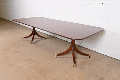Post-1950 - Baker Dining Table