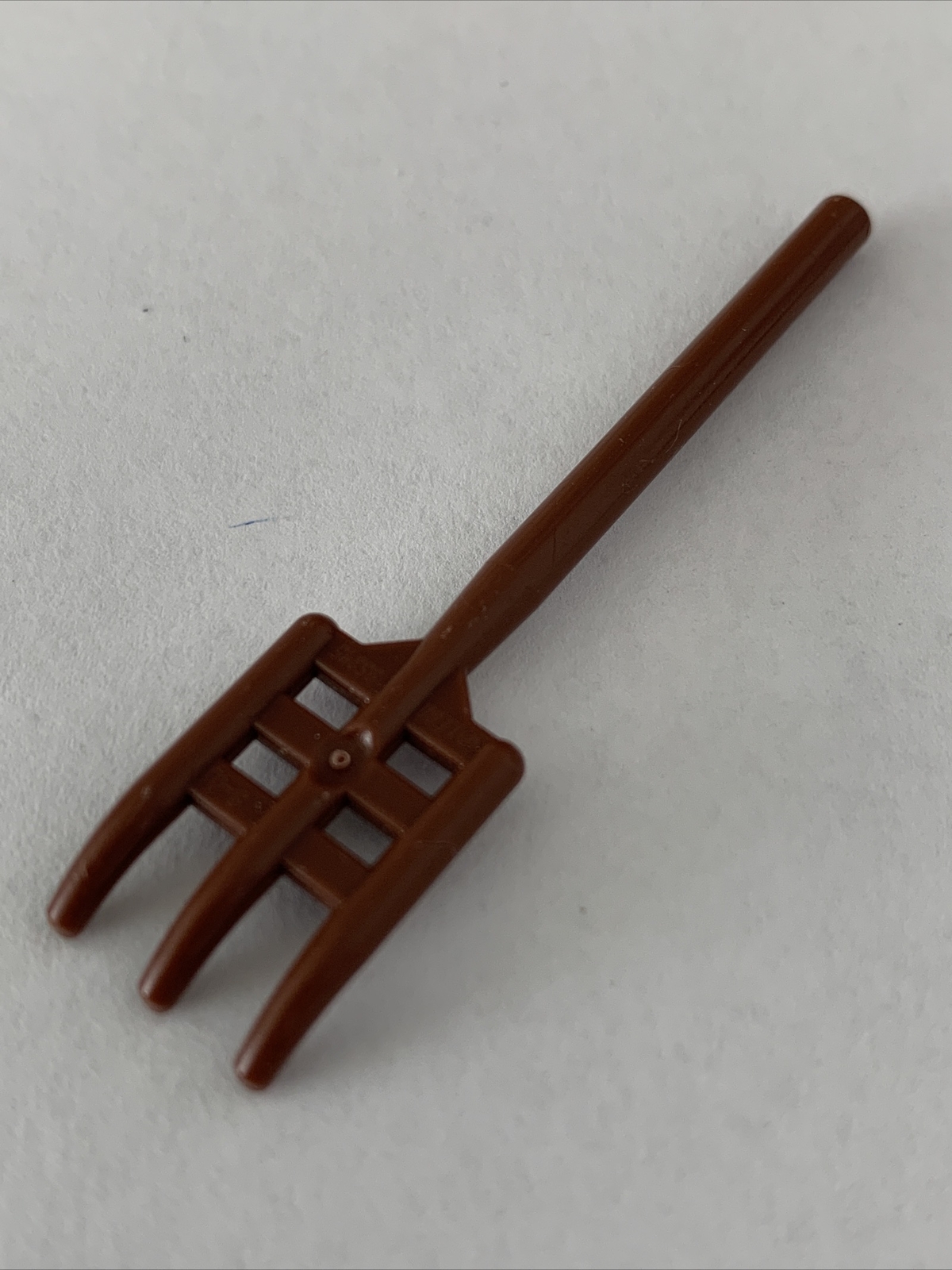 Lego Part 95345 (1pc) Minifigure, Utensil Pitchfork Type 2 Flat Bottom ...