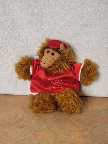 Vintage 1988 ALF the Alien Puppet TV Show Memorabilia Baseball Outfit ...