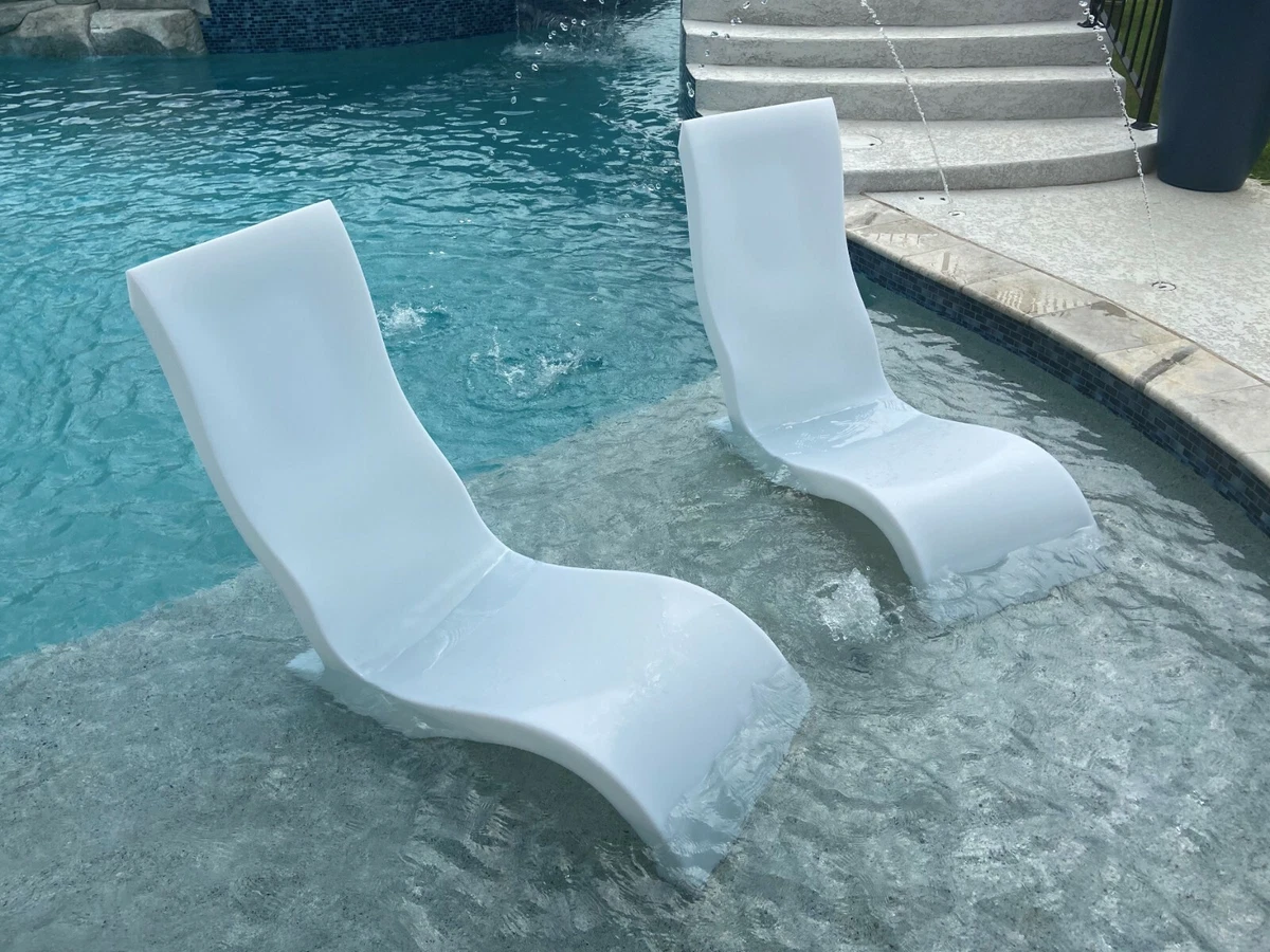 Resort Style Lounge Chairs
