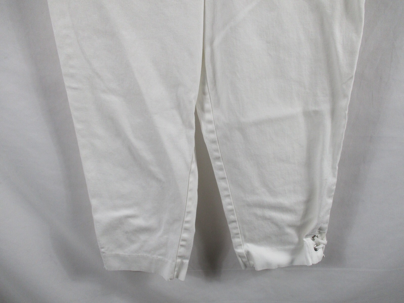 Counterpart Womens Pants 4P Petite White Capri Flat Front Zip Button ...