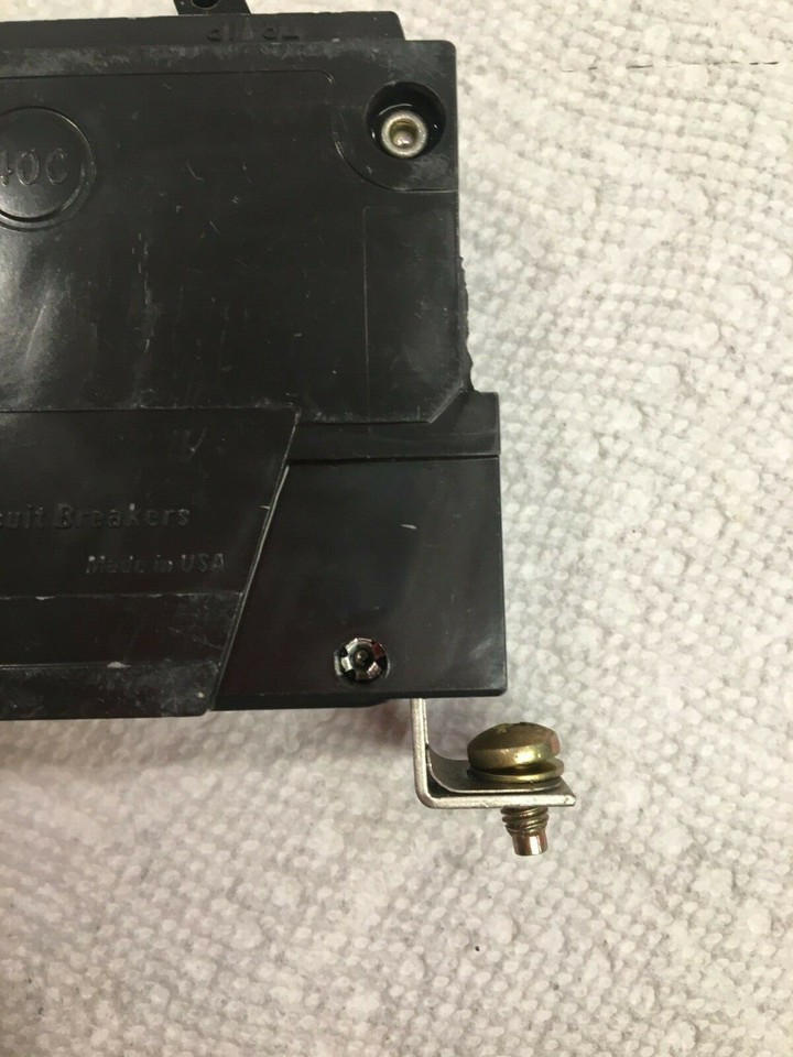 General Electric (GE) 20 Amp Single Pole Bolt-On SWD THQB HACR Circuit ...