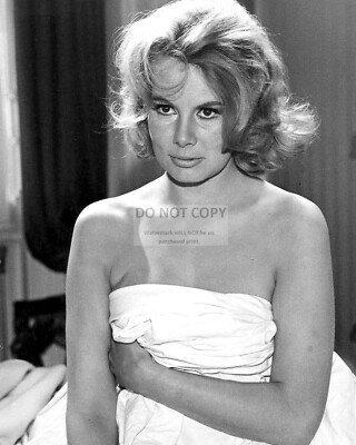 ACTRESS MOLLY PETERS PIN UP - 8X10 PUBLICITY PHOTO (SP450) | eBay