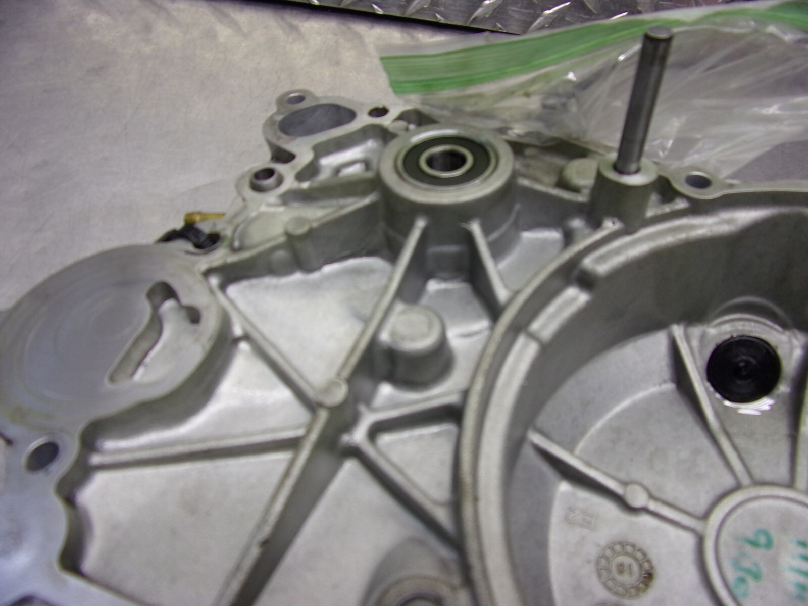 360 G BMW G 310 GS 2018 OEM ENGINE CLUTCH COVER | eBay