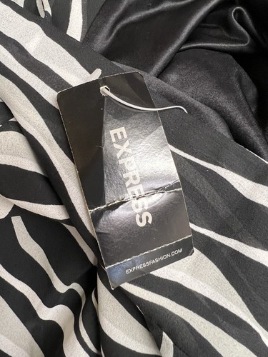 Express Side Zip Spaghetti Strap Black/White Lined Sheath Dress Juniors ...