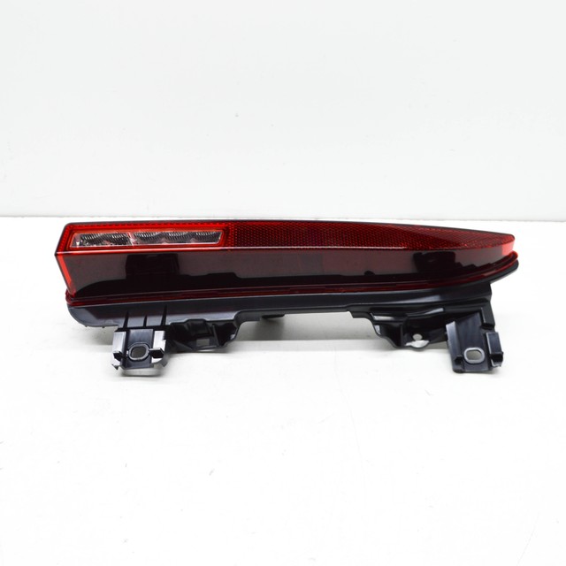 2022 2023 Porsche Macan OEM Rear Reflector Tail Light Left LH 95B.945. ...
