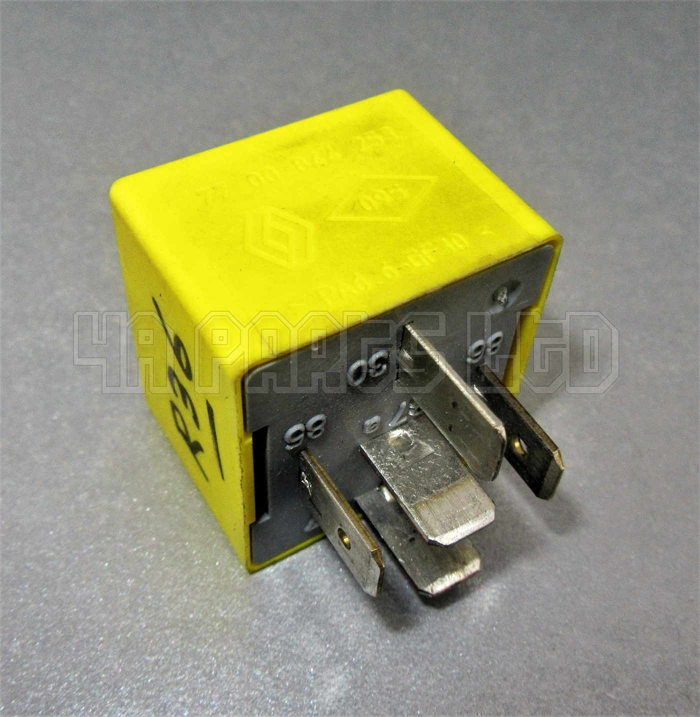 Renault (1997-2008) 5-Pin Changeover Yellow Relay 7700844253 12V 40A ...