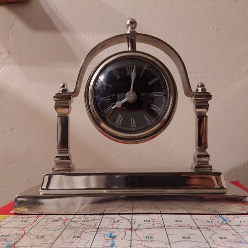 Cast Metal Shiny Silver Desk Clock, Battery powered | eBay