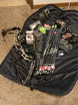 Hoyt Trykon Sport Compound Bow (right handed) with all the | eBay