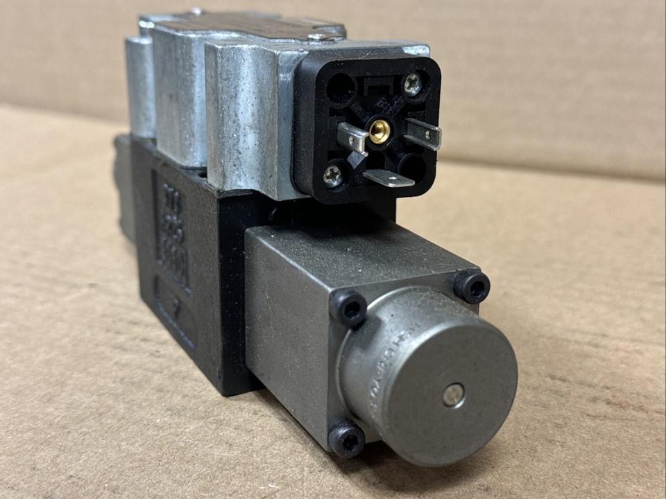 NEW PARKER D1FVE02BCVXW25 HYDRAULIC PILOT PROPORTIONAL DC VALVE - FAST ...