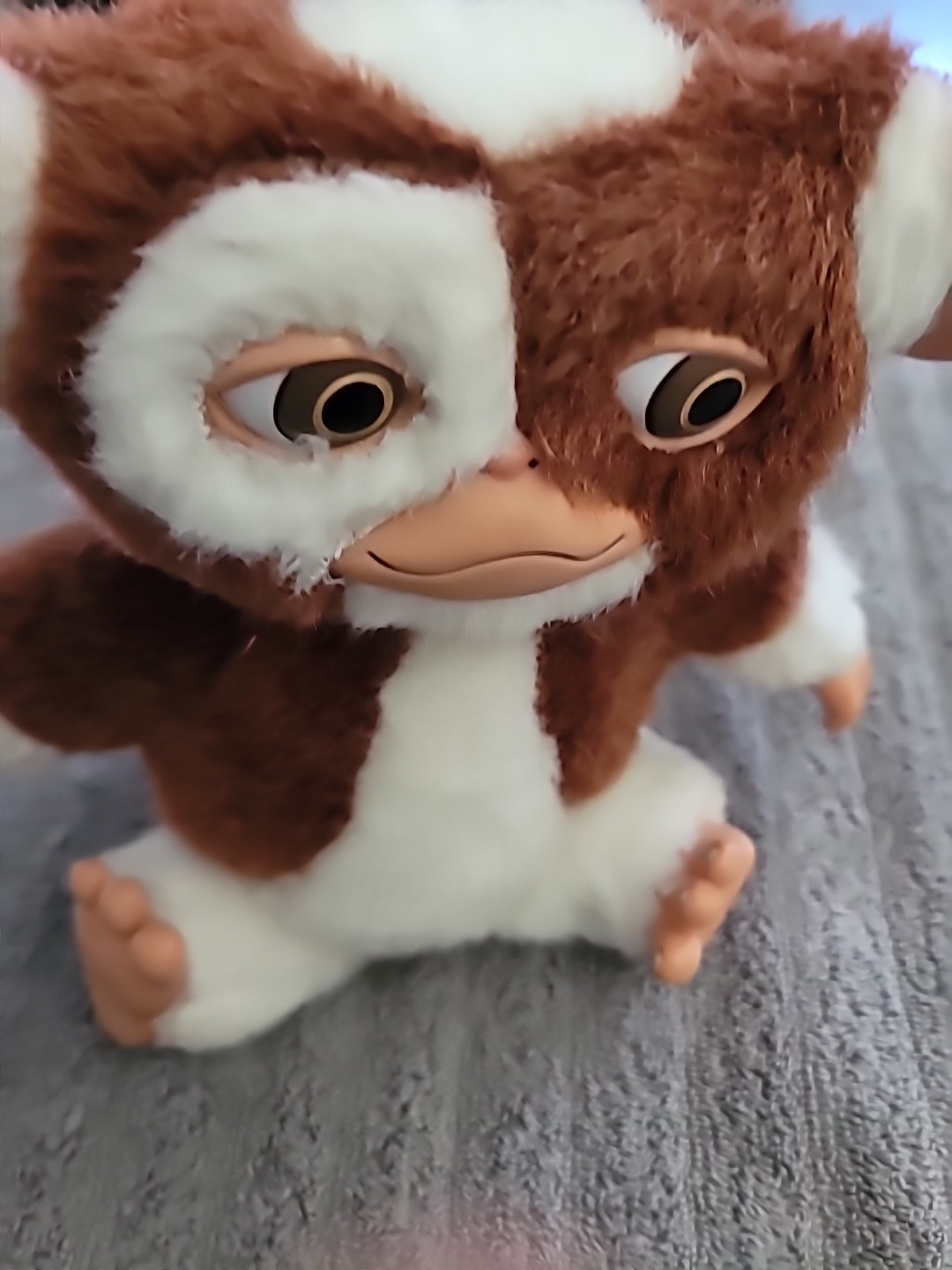 NECA GREMLINS GREMLIN PLUSH MOGWAI SMILING FACE GIZMO PLUSH 6" Warner ...